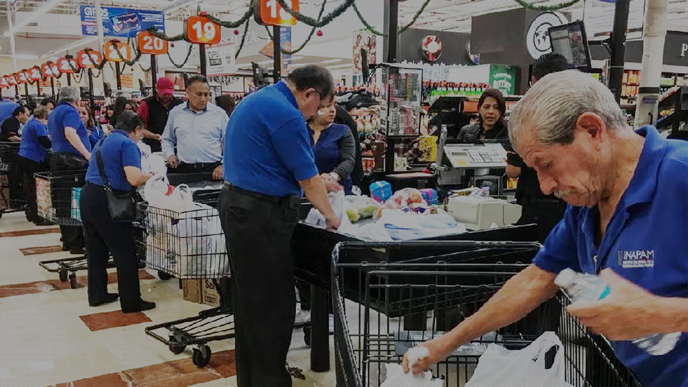 Chair Law Not Being Enforced in Mexico City, Two Months After Passing ...